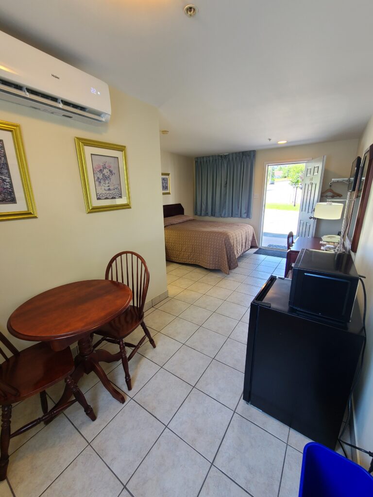 Timberlea Rates – Queen – Stardust Motel